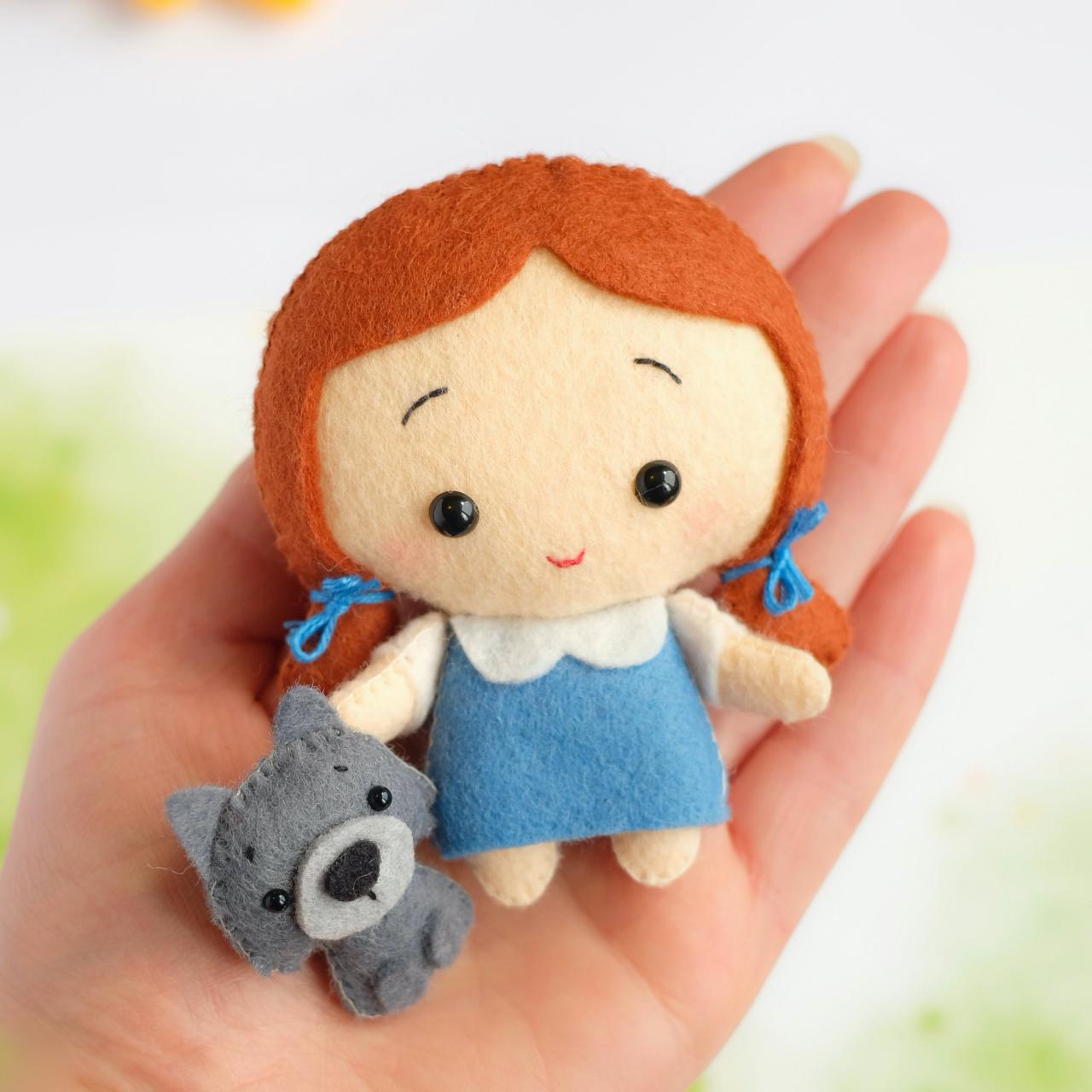 Felt Dorothy And Toto Toy Sewing Pdf Patterns, Wonderfull Wizard Of Oz ...